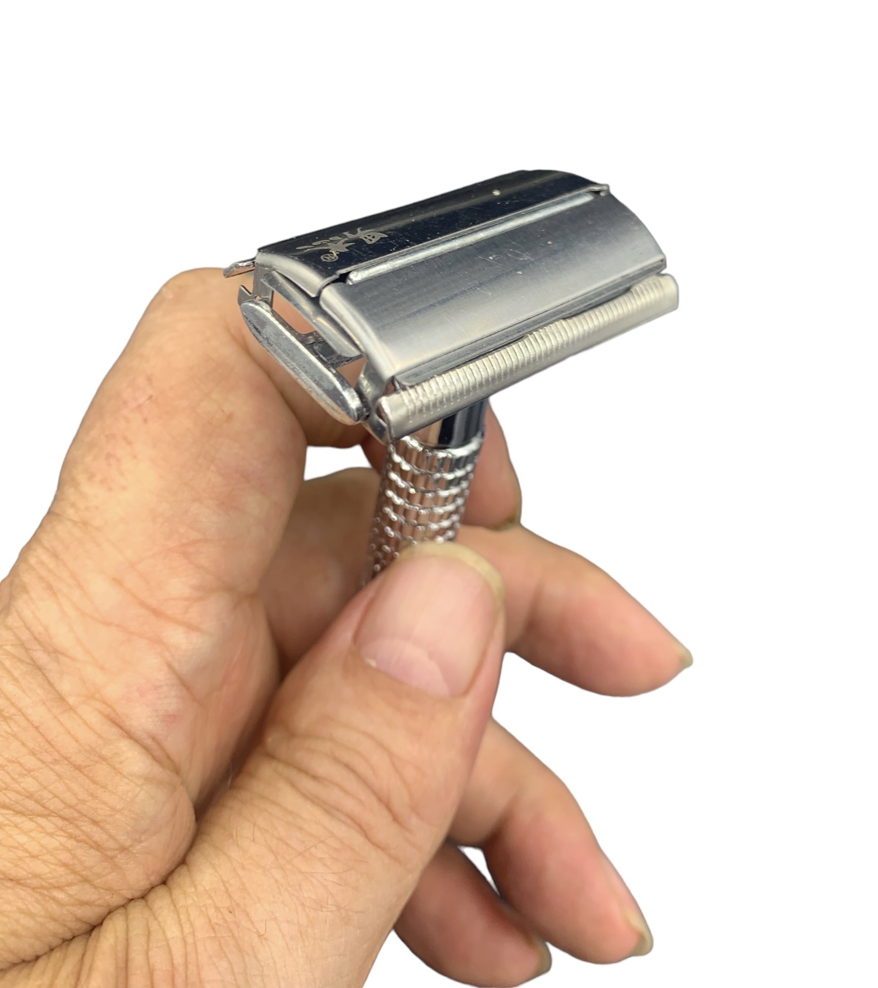 Double Edge Steel Safety Razor - Twist Blade Top Load - Whitebeard's ...